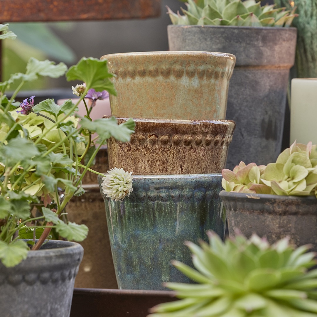 'Suklaa' Lace-ruukku 14 cm - MUSTILA PUUTARHA